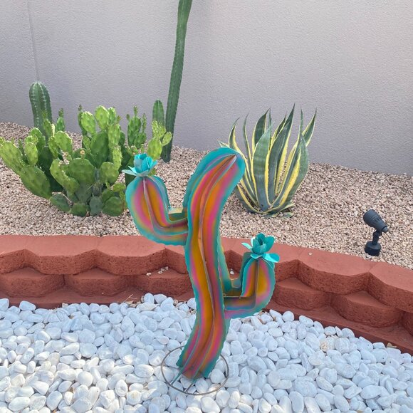 Handmade | Art | Multicolor Metal Psychedelic Cactus Yard Art Garden ...